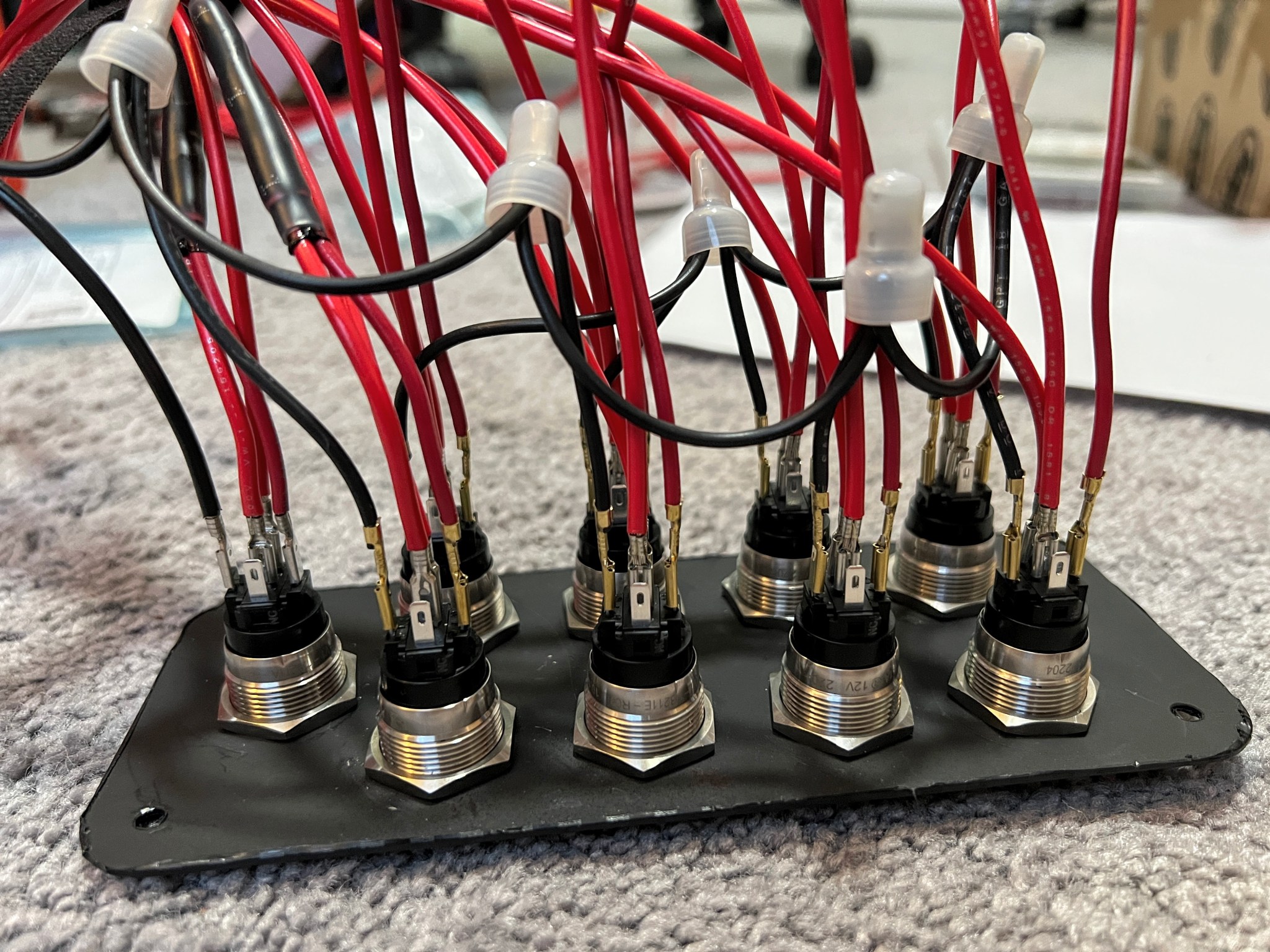 Sea Ray Switch and Fuse Block Replacement – EIM Engineering